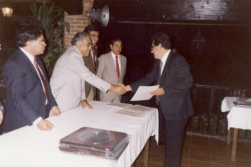 About Us - Grupo Microanalisis